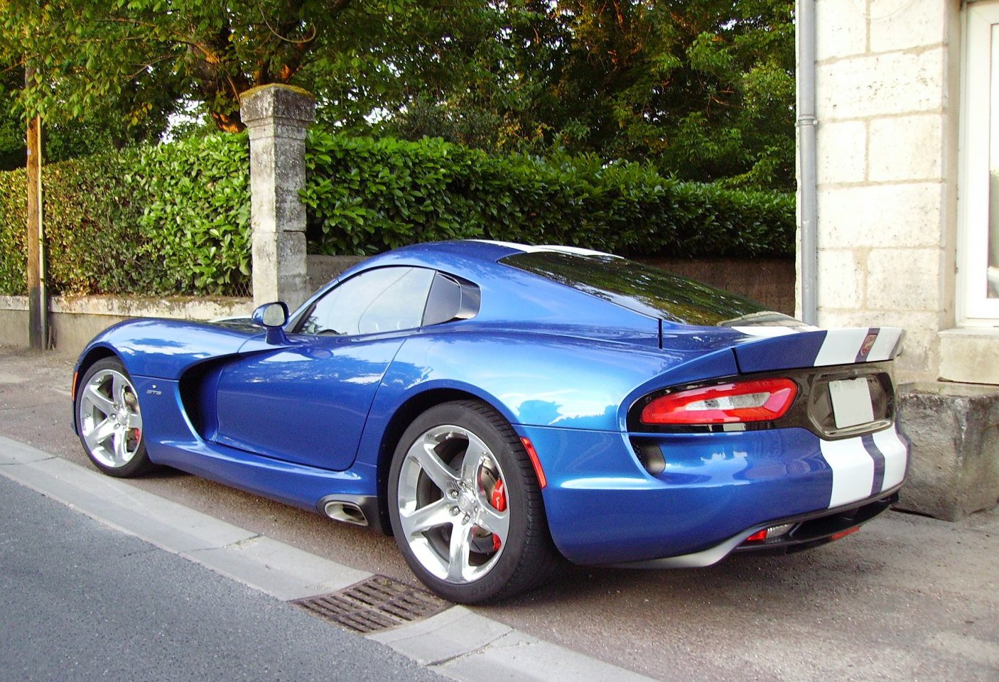 Dodge Viper technical specifications and fuel economy